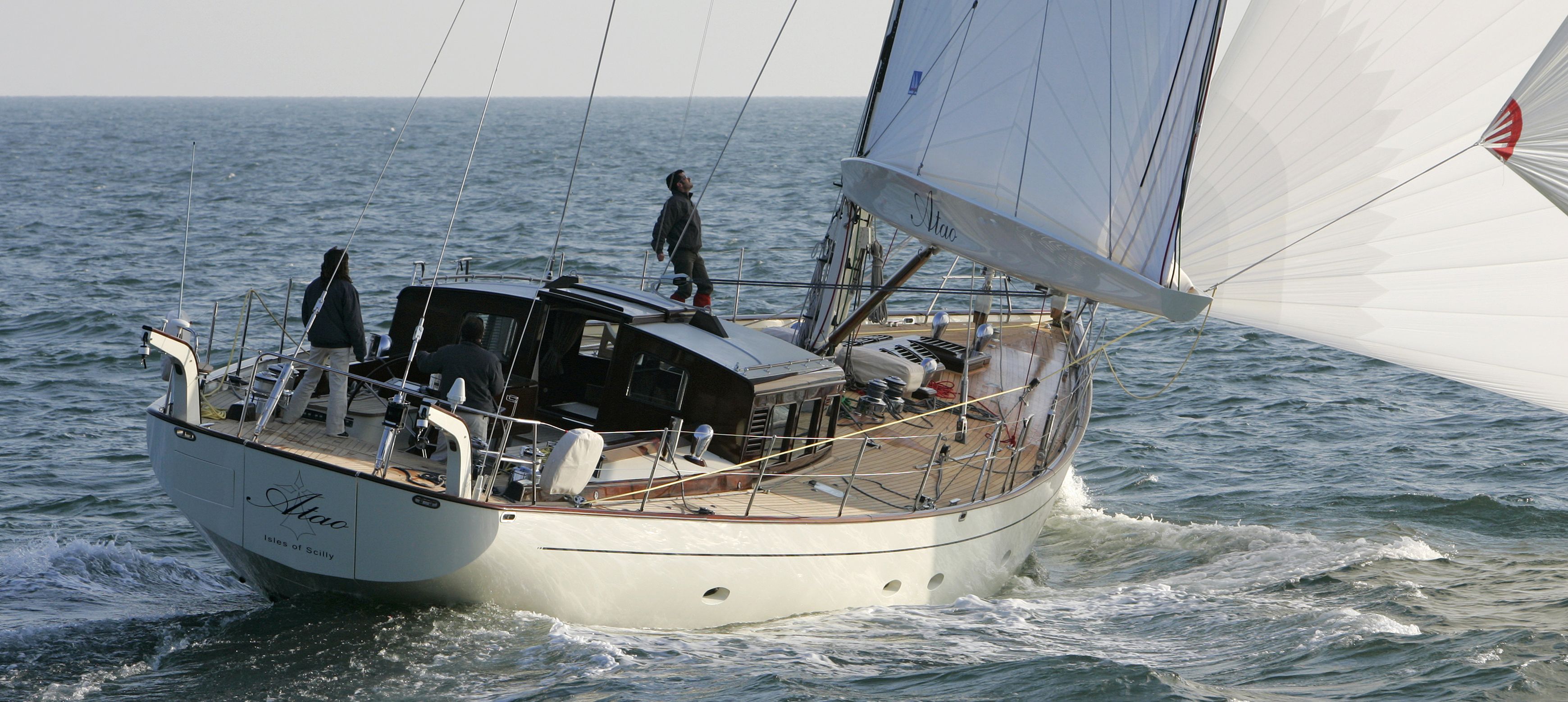 Yacht LIONHEART Claasen Jachtbouw CHARTERWORLD Luxury Superyacht